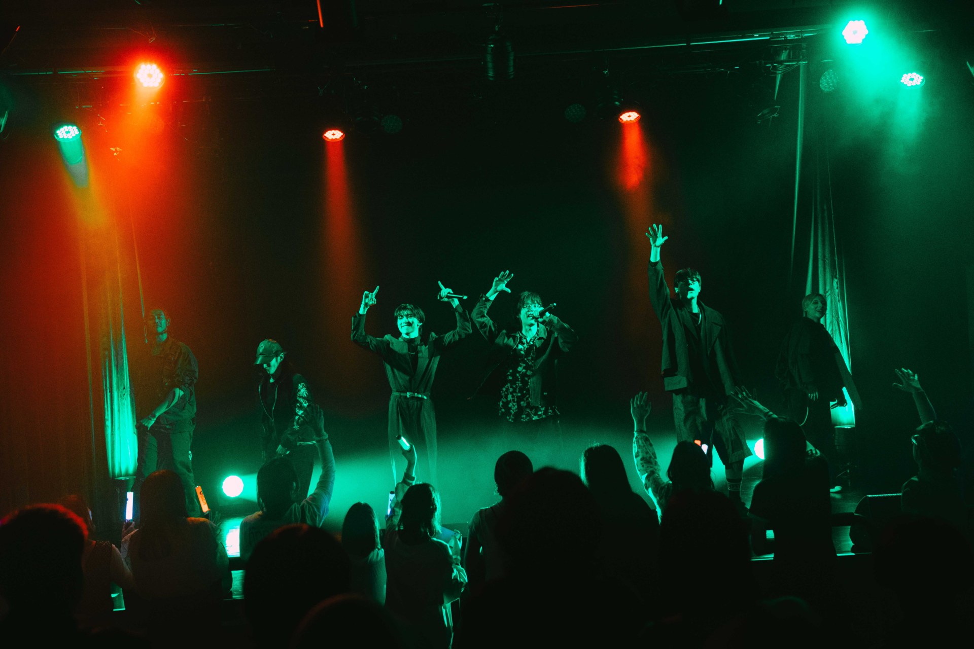 ボーイズグループ ODDLORE 〝ODDLORE史上、最高のブチ上がり〟を体現した、 約4か月ぶりのワンマンライブ公演 完遂！ | SPECIAL | EVIL A MAG[EVIL ...